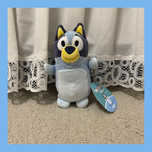 Squishmallows | Toys | Newbluey Hugmee | Poshmark